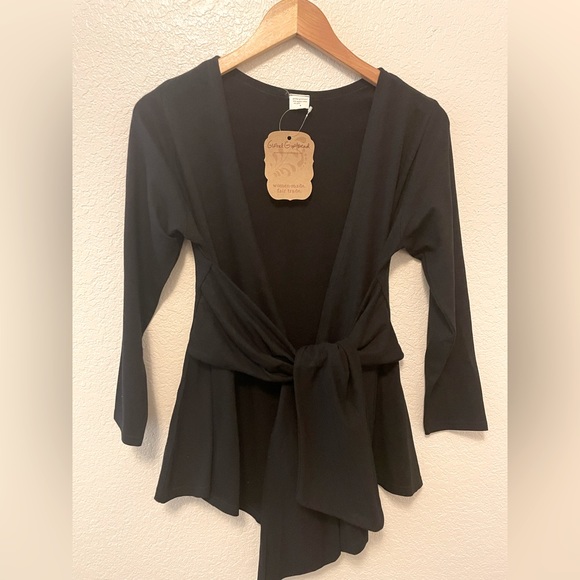 Global Girlfriend | Sweaters | Global Girlfriend Crdigan Size Small ...